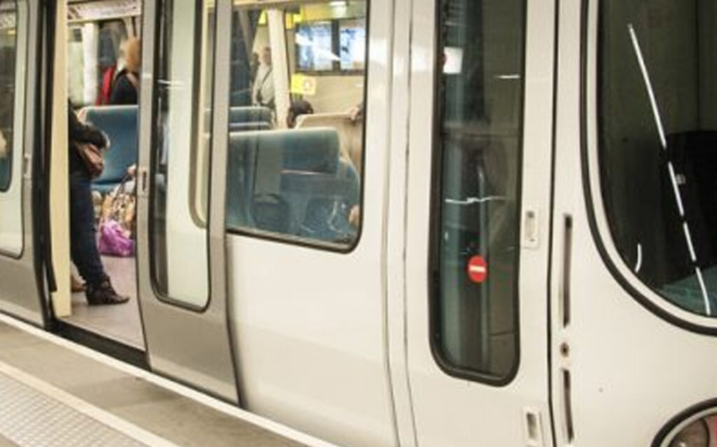 Deux agressions, lesbophobe et homophobe, en quatre jours dans le métro ...